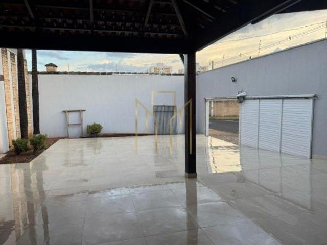 Casa á venda no Bairro Luizote de Freitas