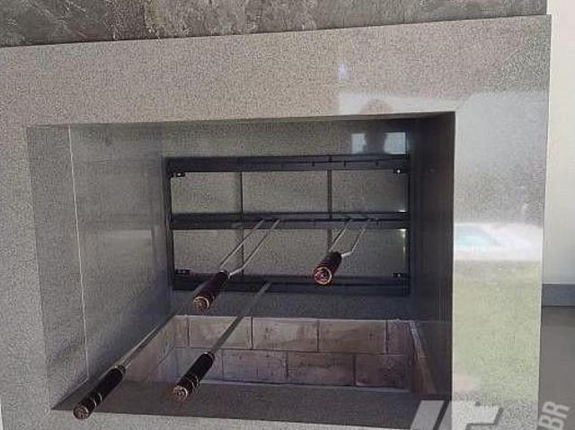 Casa à venda no bairro Laranjal em Pelotas/RS