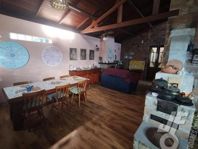 Casa à venda no bairro Laranjal em Pelotas/RS