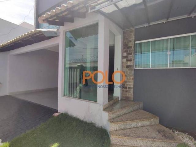 Casa à venda no bairro Laranjeiras em Uberlândia