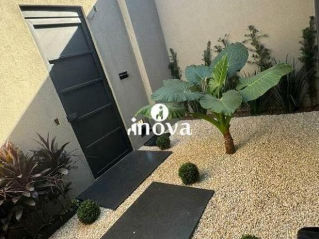 Casa a venda no bairro Laranjeiras II