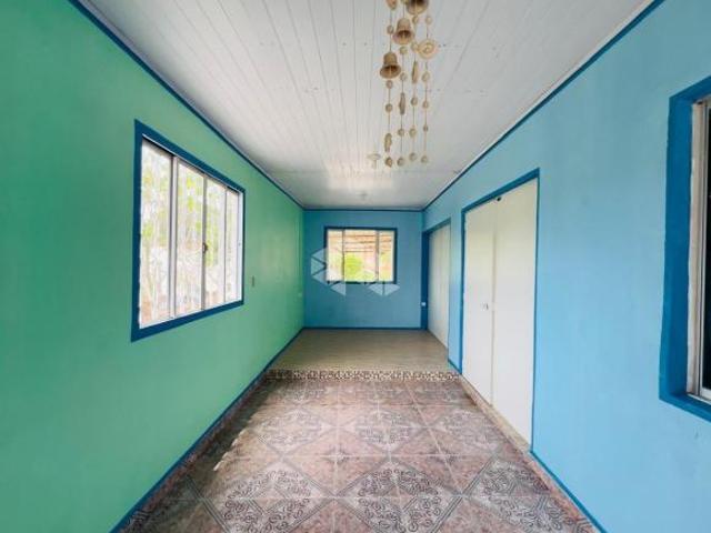 Casa à venda no Bairro Lorenzi Terreno amplo e excelente localização!