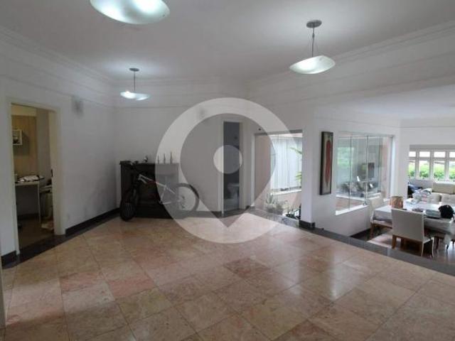 Casa à venda no bairro Loteamento Alphaville Campinas