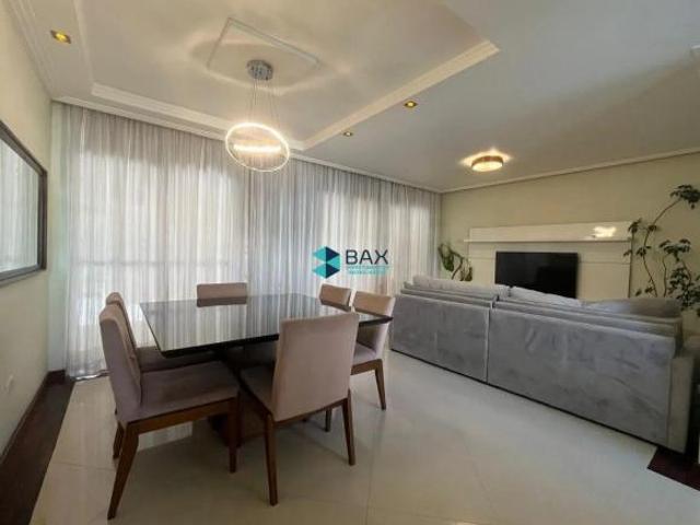 Casa à venda no bairro Loteamento Villa Branca Jacareí/SP