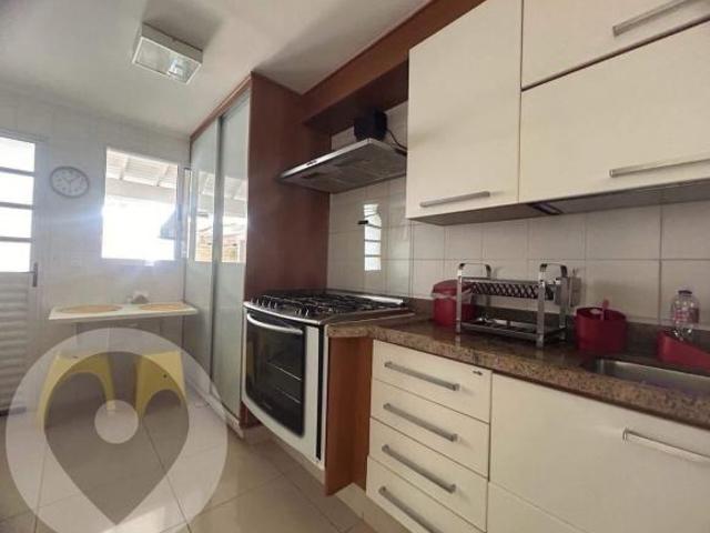 Casa à venda no bairro Parque Taquaral