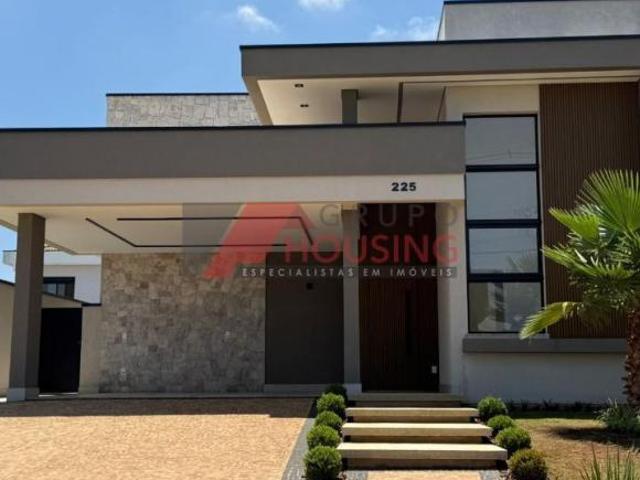 CASA A VENDA NO BAIRRO PARQUE BRASIL EM PAULÍNIA 205,00 M² DE ÁREA ÚTIL, 390,00 M² DE TERRENO, QUATR