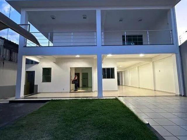Casa à venda no bairro Parque das Amendoeiras Goiânia/GO