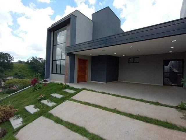 Casa à venda no bairro PARQUE IMPERADOR, em BRAGANÇA PAULISTA SP