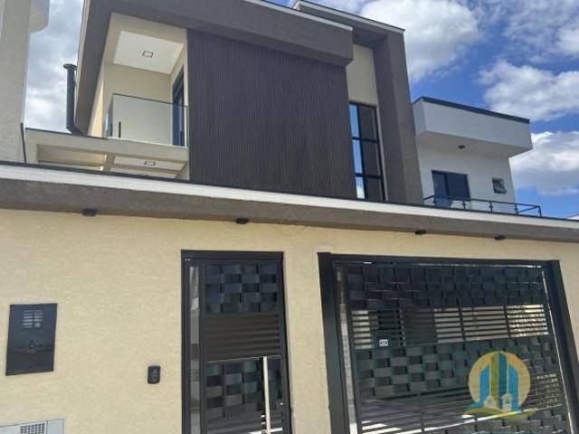 Casa à venda no bairro Parque Jaguari Fazendinha Santana de Parnaíba/SP