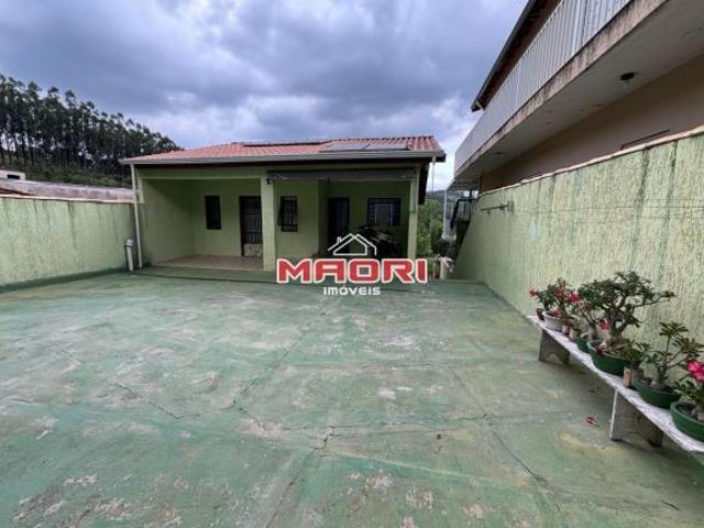 Casa à venda no bairro Parque Portugal em Valinhos