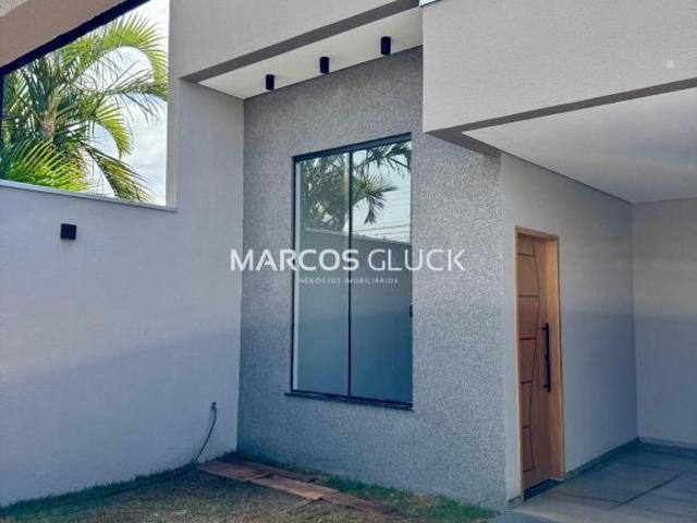 Casa à venda no bairro Parque Residencial Ana Rosa Cambé/PR