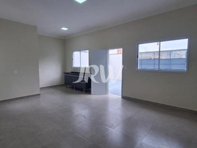 CASA À VENDA NO BAIRRO PARQUE RESIDENCIAL SABIÁS NA CIDADE DE INDAIATUBA SP