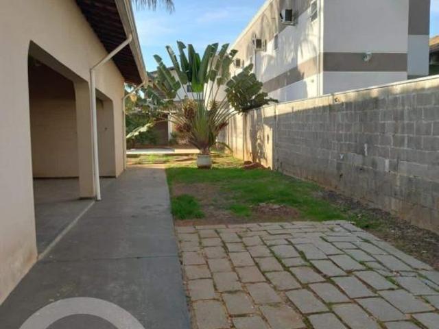 Casa à venda no bairro Parque Rural Fazenda Santa Cândida