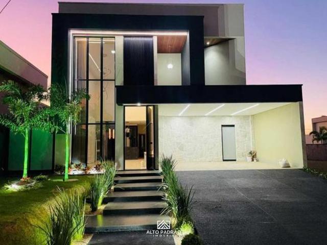 Casa à venda no bairro Parqville Pinheiros em Aparecida de Goiânia/GO