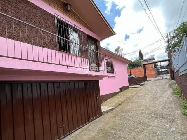 Casa à venda no bairro Petropolis