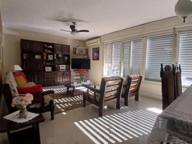 Casa à venda no Bairro Petrópolis
