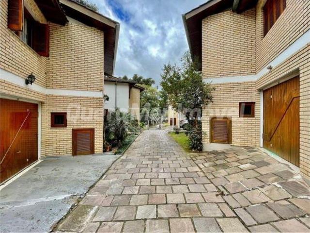 Casa à venda no bairro Petrópolis, em Caxias do Sul