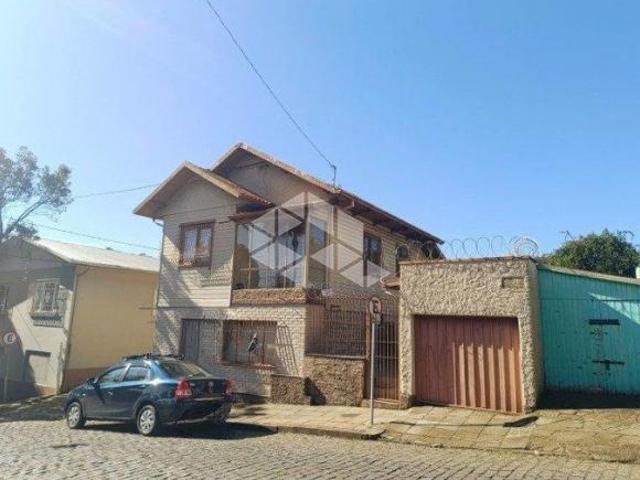 Casa à venda no bairro Pio X, Caxias do Sul