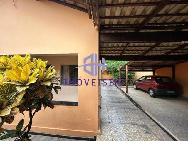 CASA A VENDA NO BAIRRO PINDORAMA COM 4 QUARTOS, 2 BANHEIROS, 3 VAGAS E HABITE SEPARA GARAGEM