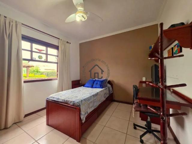 Casa à venda no bairro Pinheirinho em Vinhedo