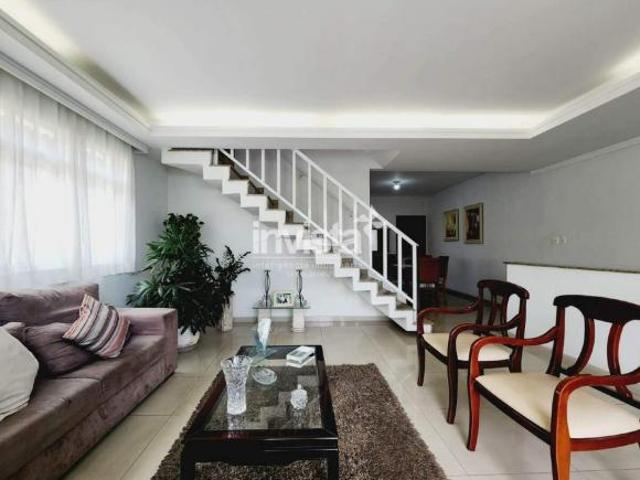 Casa à venda no bairro Ponta da Praia