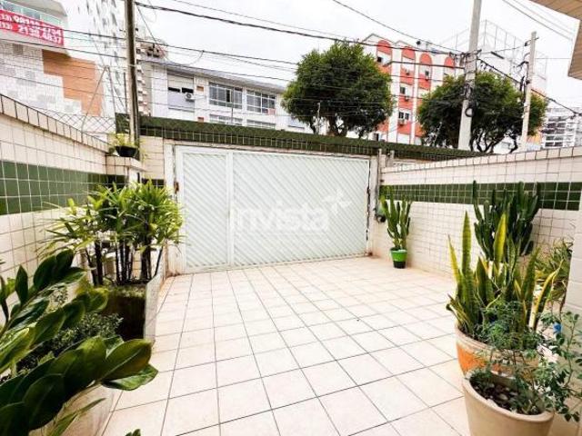 Casa à venda no bairro Ponta da Praia