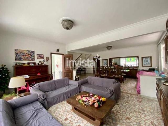 Casa à venda no bairro Ponta da Praia