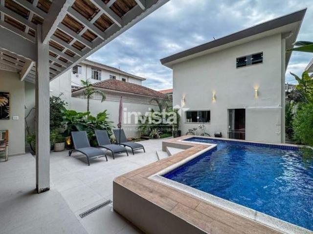 Casa à venda no bairro Ponta da Praia