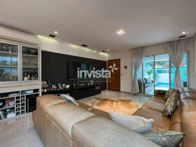 Casa à venda no bairro Ponta da Praia