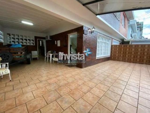 Casa à venda no bairro Ponta da Praia