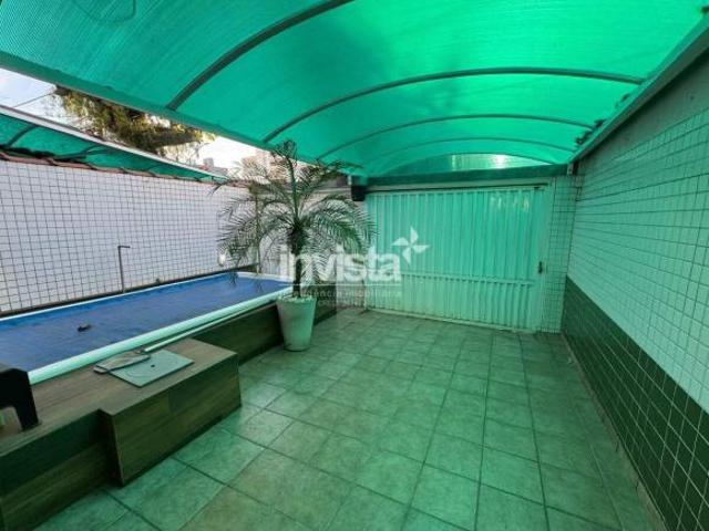 Casa à venda no bairro Ponta da Praia