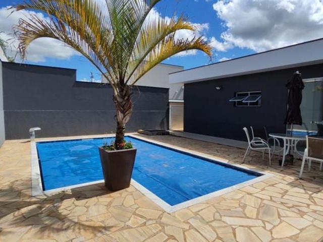 Casa à venda no bairro Portal das Estrelas I Boituva/SP
