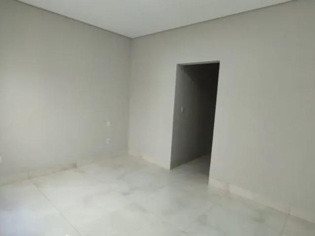 Casa à venda no bairro Portal do Vale em Uberlândia