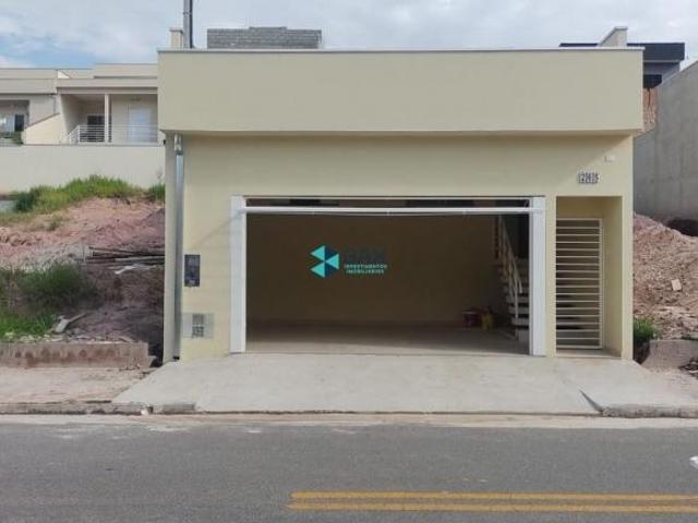 Casa à venda no bairro Portal dos Passaros São José dos Campos/SP