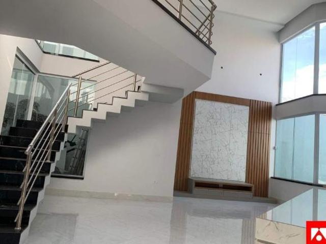 Casa à venda no bairro Reserva Centenária em Santa Bárbara d&apos Oeste com 3 quartos e 6 vagas de garage