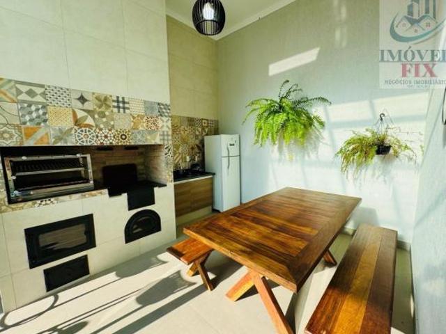 Casa à venda no bairro Residencial Cambarah em Jarinu/SP