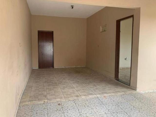 Casa à venda no Bairro Residencial Esplanada com 139m² de área construída