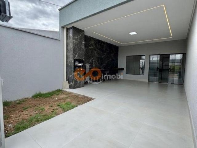 Casa à venda no bairro Residencial Flor do Ipê I Senador Canedo/GO