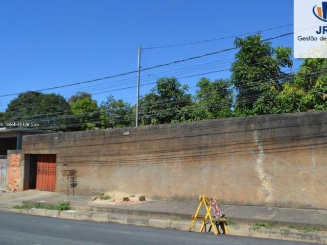 Casa a venda no bairro Retiro, Contagem