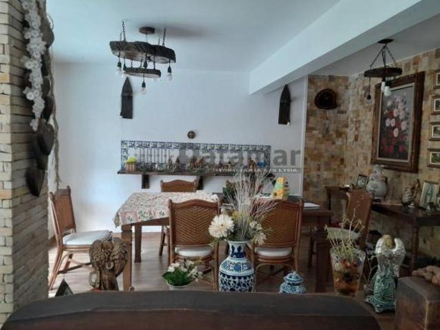 Casa à venda no bairro Rolinópolis 5 quartos