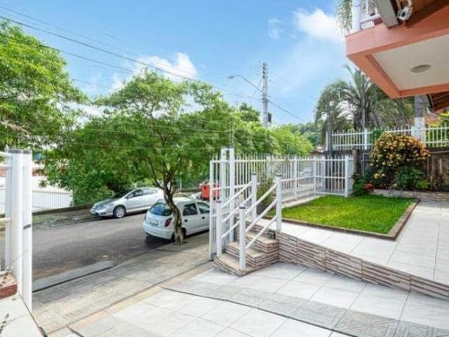 Casa à venda no bairro Rondonia em Novo Hamburgo