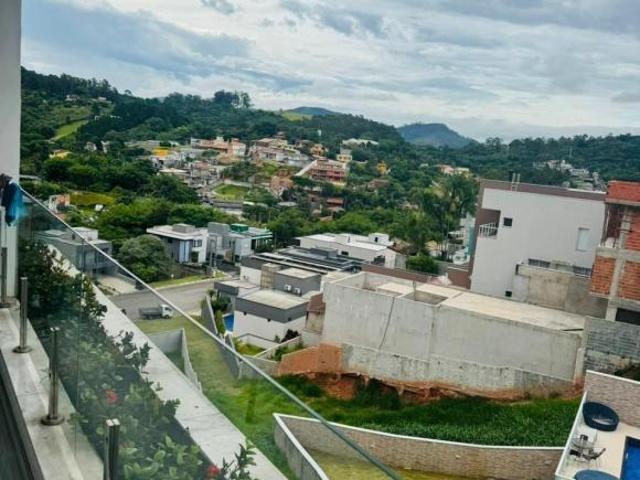 Casa Alto Padrão à venda!