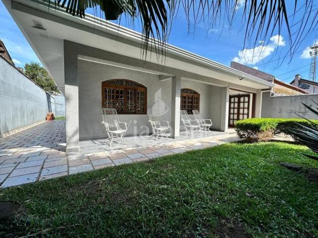 Casa térrea à venda no bairro São Braz em Curitiba, 4 quartos