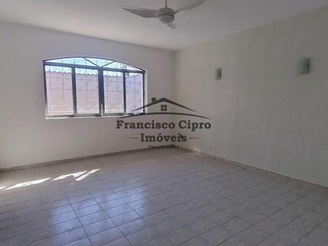 Casa à venda no bairro São Dimas Guaratinguetá/SP