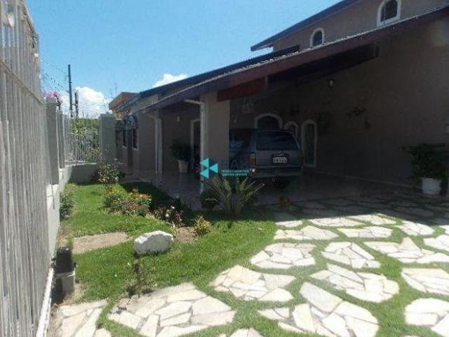 Casa à venda no bairro São João Jacareí/SP