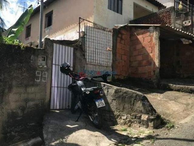 Casa à venda no bairro São José em Timóteo