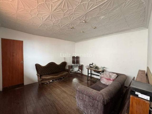 Casa à venda no bairro São Lucas