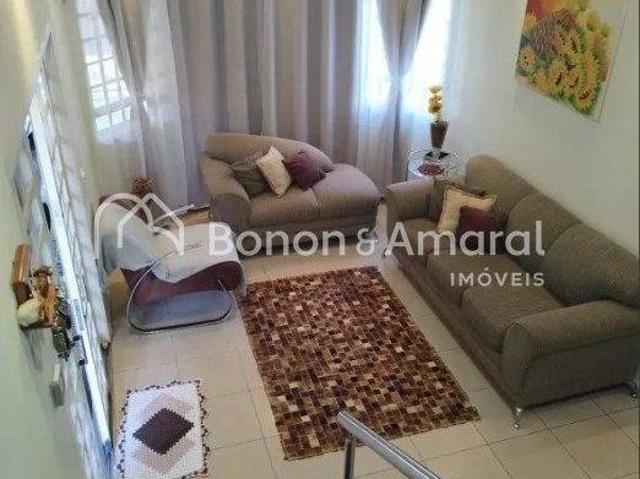 Casa a Venda no Bairro São Luiz Paulínia