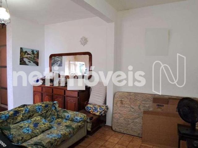 Casa à Venda no Bairro São Paulo – Duas Casas Independentes, Barracão e Garagem para 3 Carros