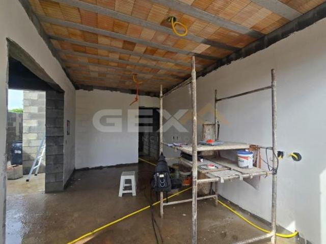 Casa à Venda no Bairro São Roque em Divinópolis MG